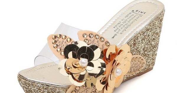 Buy Korean Sequins Flower Transparent Sandals - Gold | Look Stylish ...